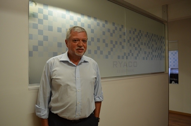 Empresario y dirigente distinguido - Revista ContactCenters