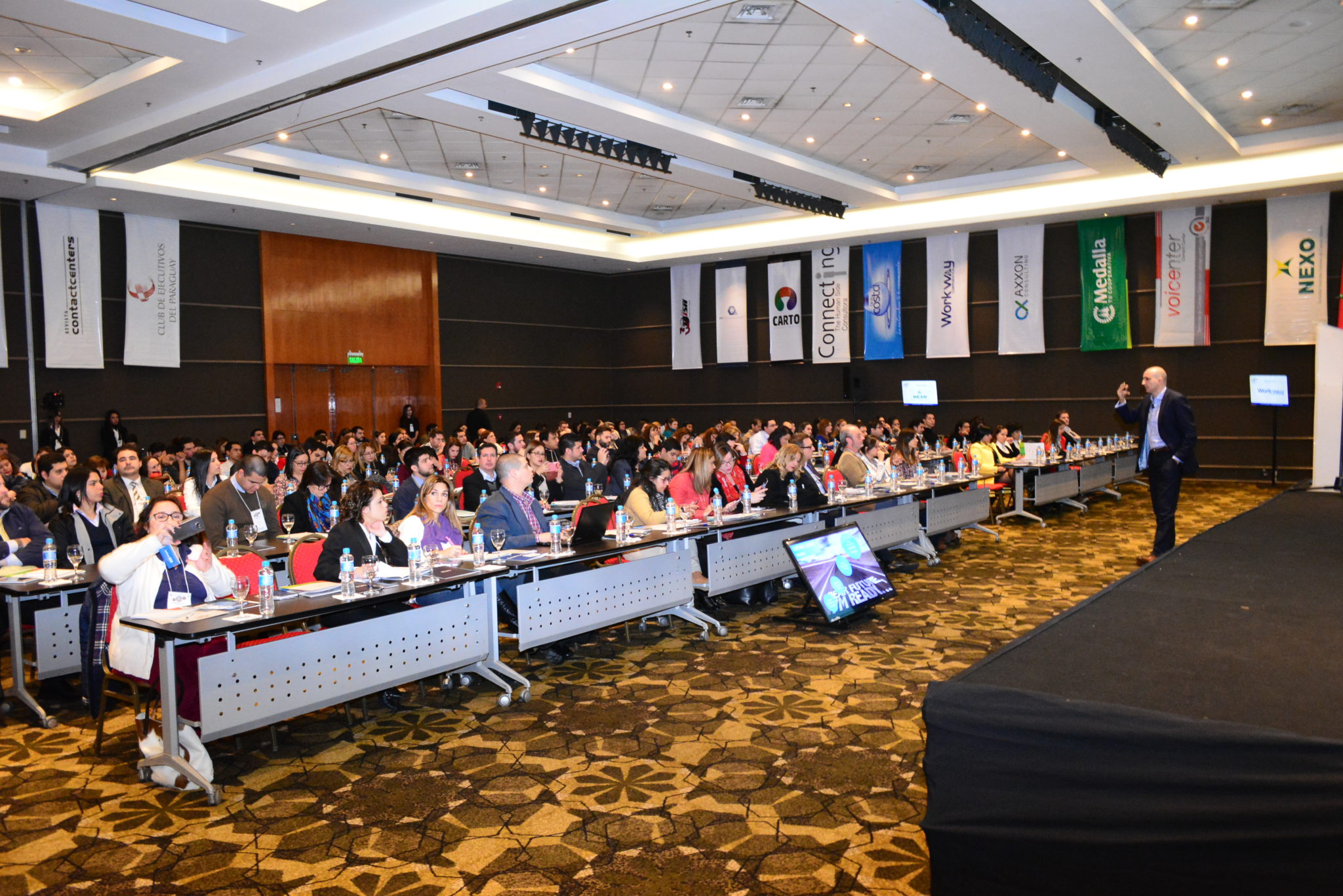 10° Customer Experience & Innovation Congress - Revista ContactCenters